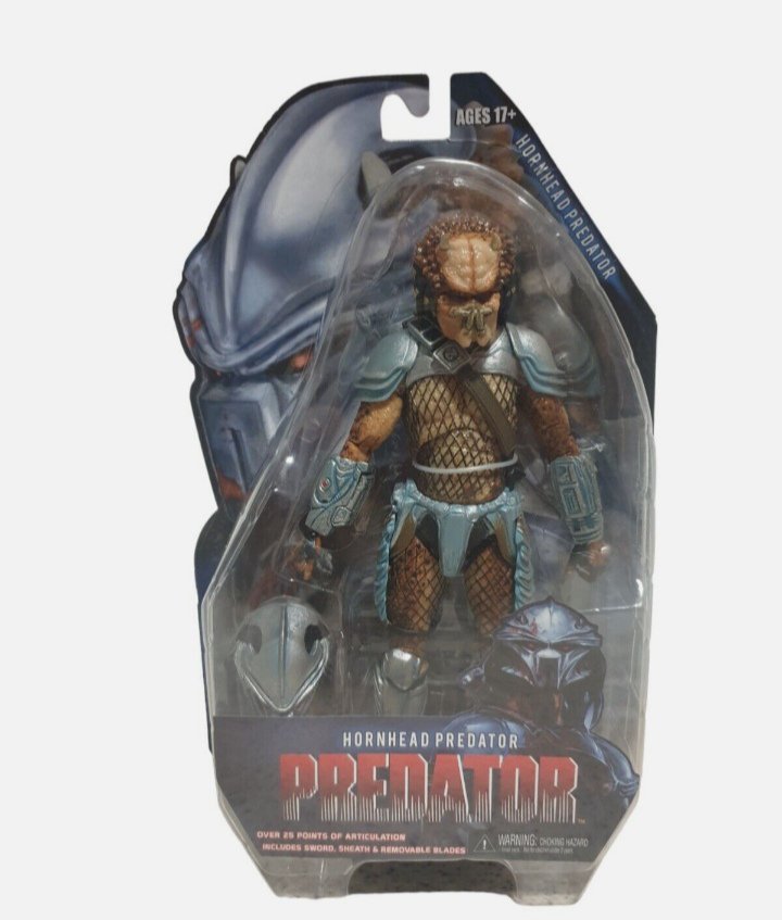 PREDATOR HORNHEAD Tamaño:18cm – Figuras del Norte