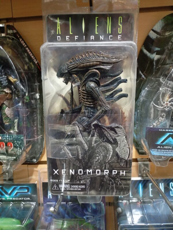 Xenomorph Aliens Defiance Tamaño:23cm – Figuras del Norte